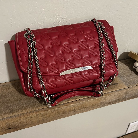 Other | Giveaway | Poshmark
